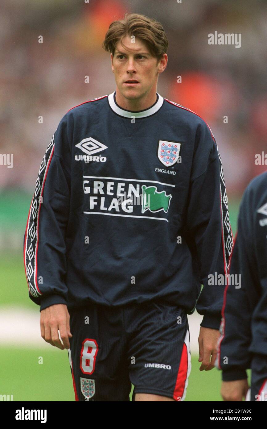 Soccer - Friendly - England v Saudi Arabia. Darren Anderton, England ...