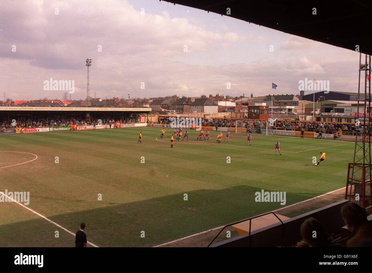 Maidstone united football hi-res stock photography and images - Alamy