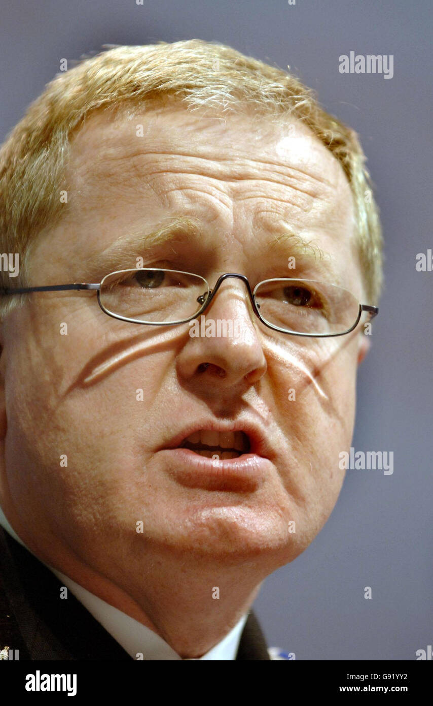 Jean charles de menezes inquiry hi-res stock photography and images - Alamy