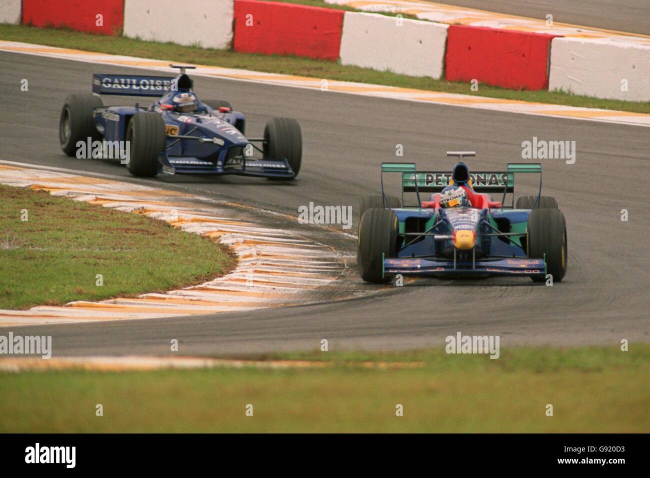 Formula One Motor Racing - Brazilian Grand Prix. Jean Alesi leads ...