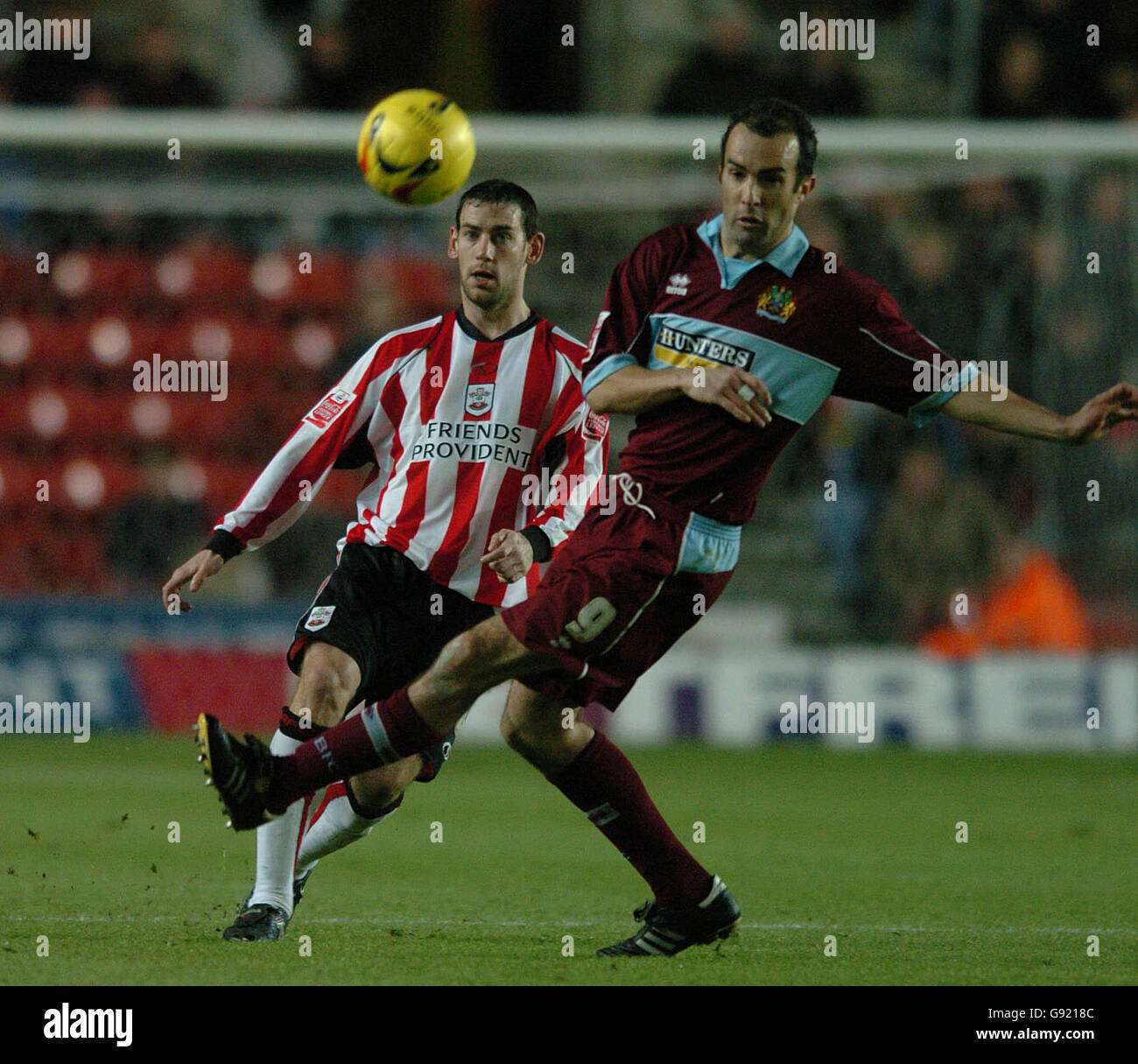Southamptons rory delap and burnleys graham branch hi-res stock ...