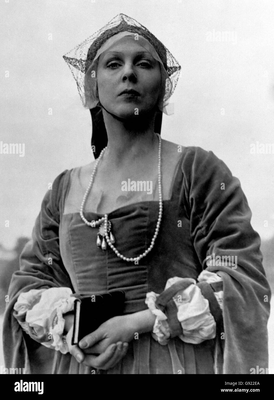 Diana cooper hi-res stock photography and images - Alamy