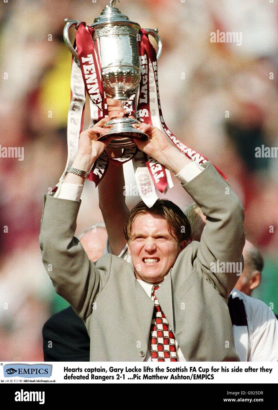 Heart of midlothians gary locke hi-res stock photography and images - Alamy