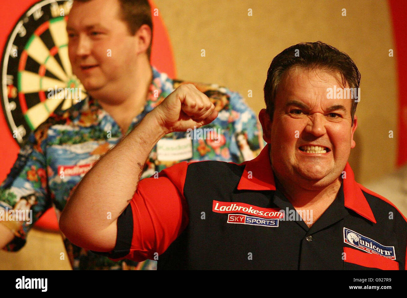 In the world darts championship at the circus tavern hi-res stock ...