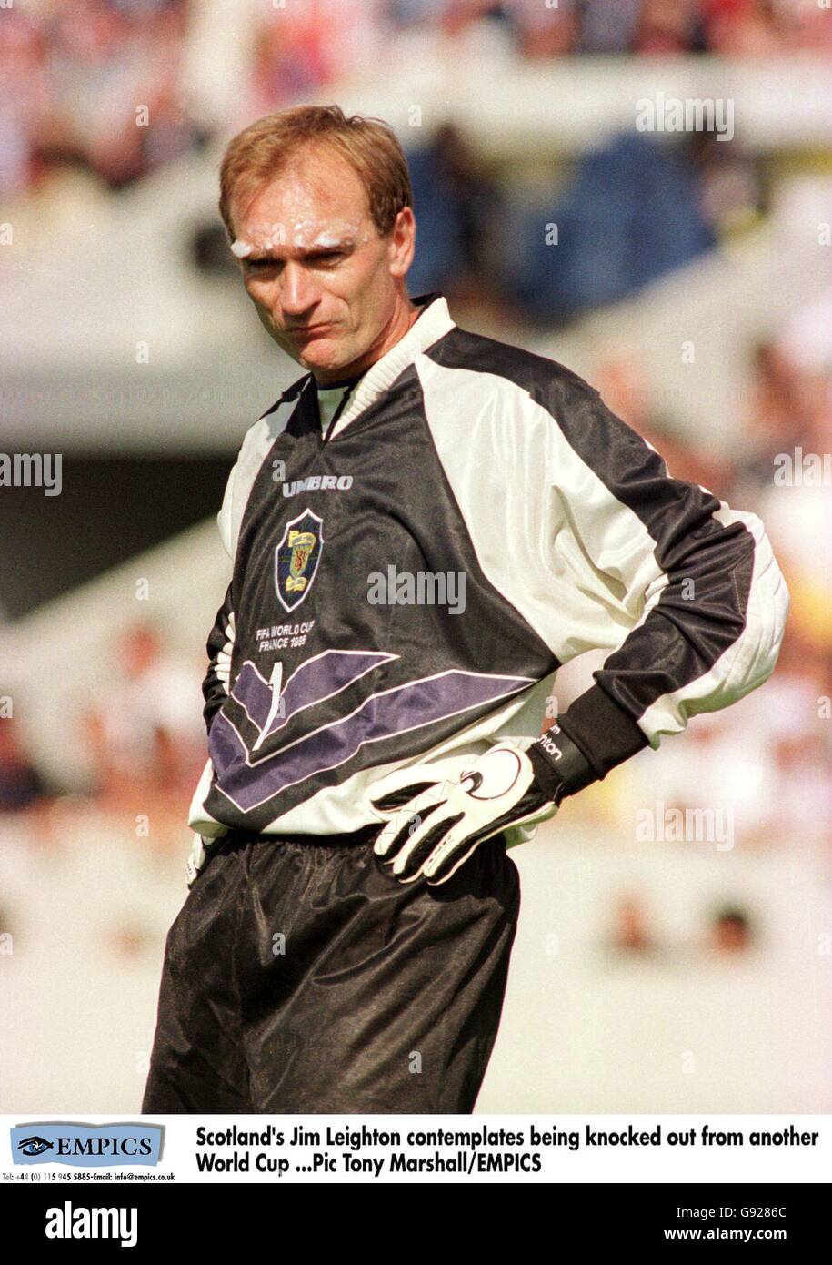 Scotlands jim leighton top hi-res stock photography and images - Alamy