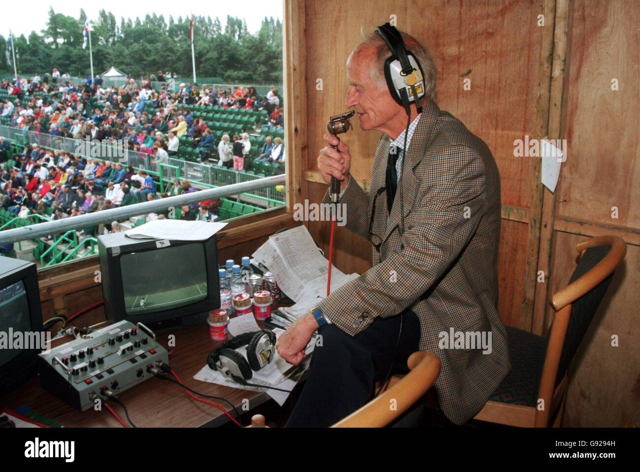 Tennis, Nottingham Open. Bill Trefull, Sky tennis commentator Stock ...