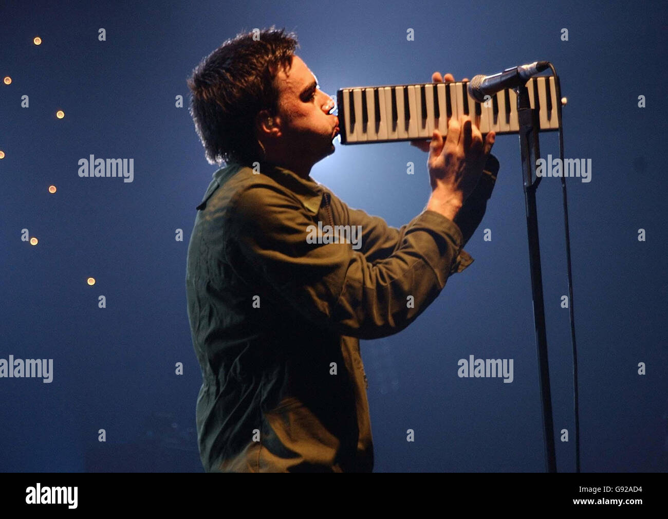 Showbiz xfm hi-res stock photography and images - Alamy
