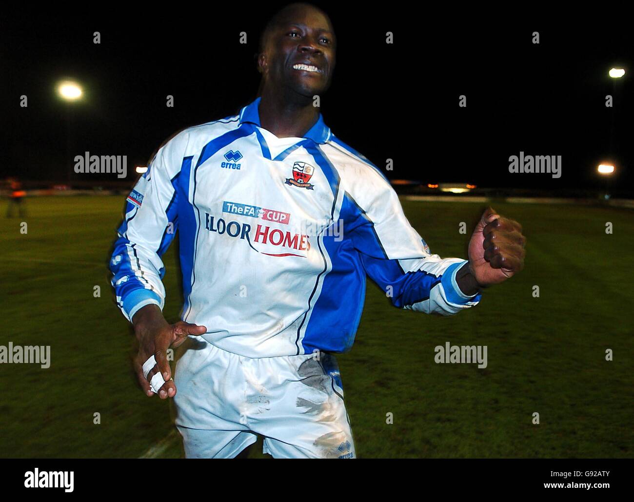 Nuneaton Borough goal scorer Terry Angus celebrates victory Stock Photo ...