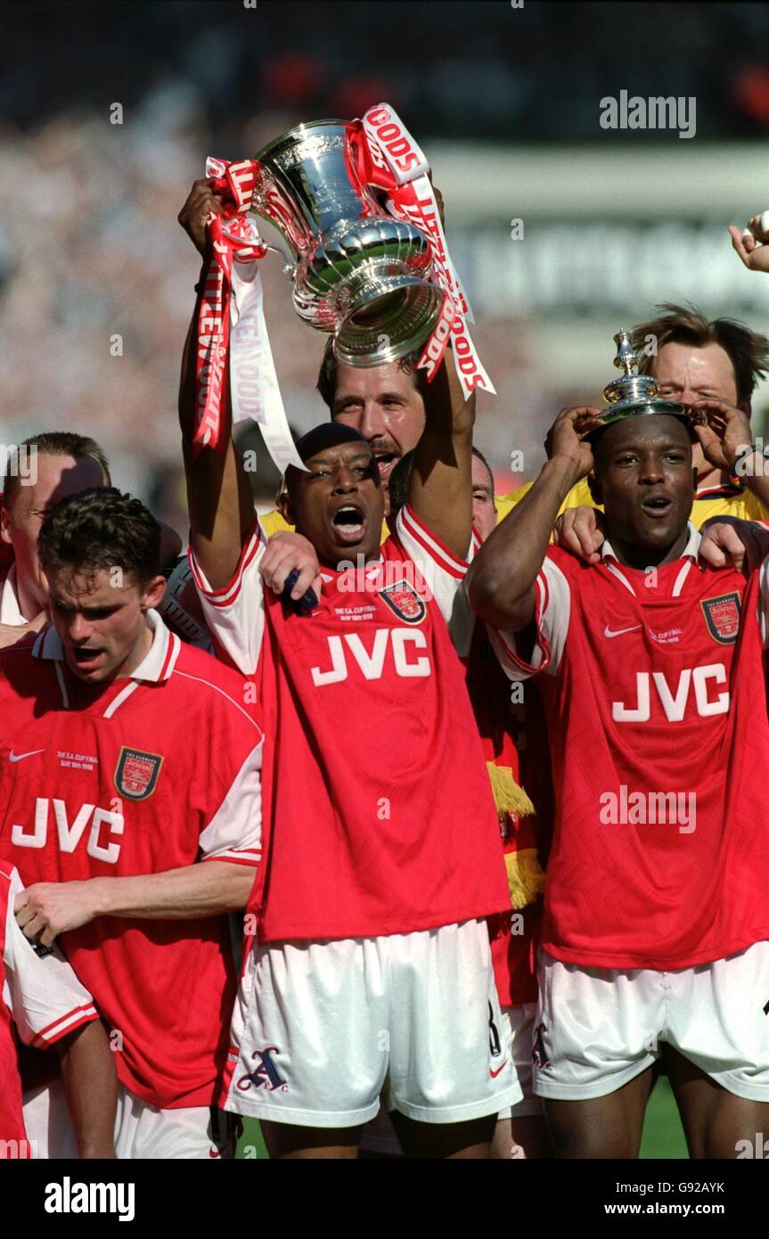 Ian wright christopher wreh arsenal celebrate winning fa cup final hi ...