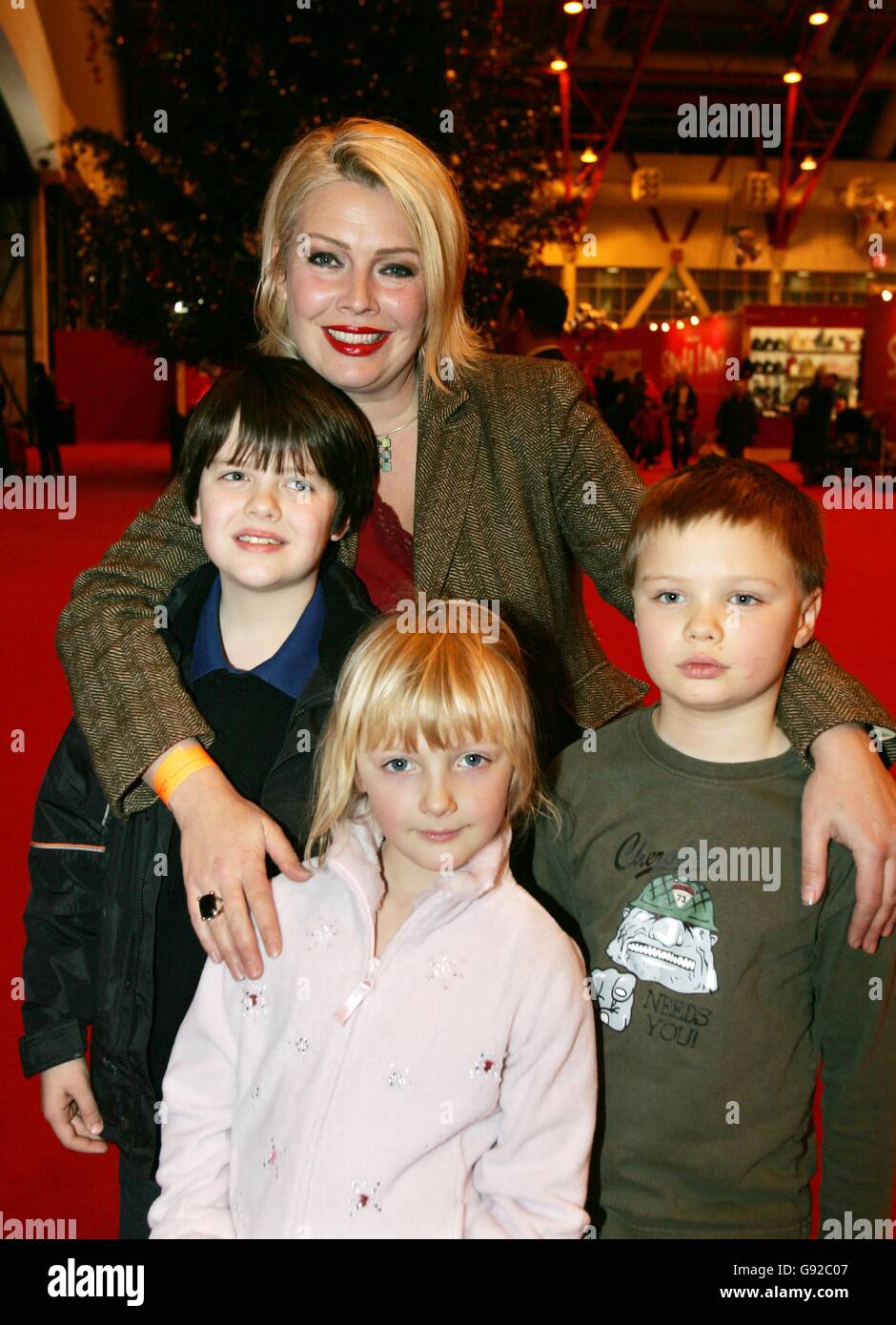 Kim wilde family attend the celebrity evening at santa land hi-res ...