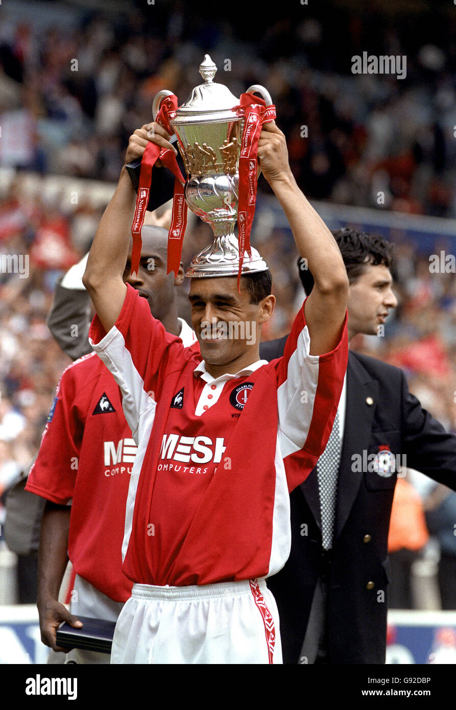 Clive mendonca charlton final hi-res stock photography and images - Alamy