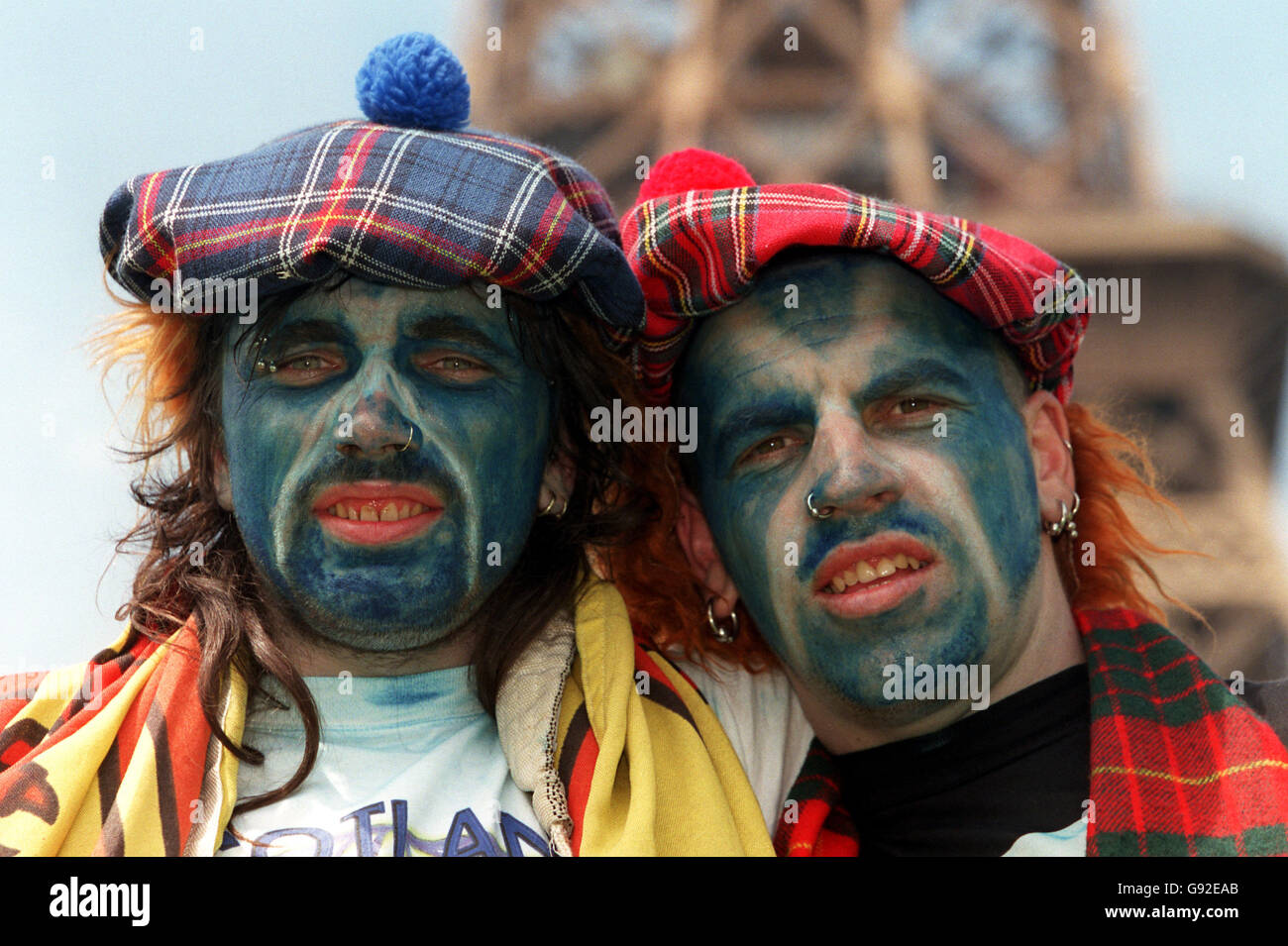 Soccer world cup france 98 fans hi-res stock photography and images - Alamy