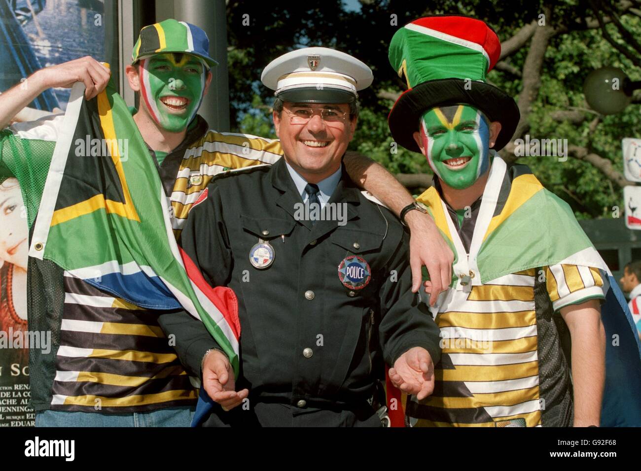 Soccer world cup france 98 fans hi-res stock photography and images - Alamy