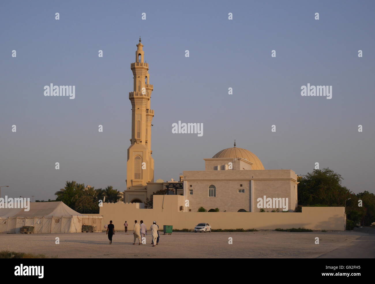 Dome tent middle east High Resolution Stock Photography and Images - Alamy