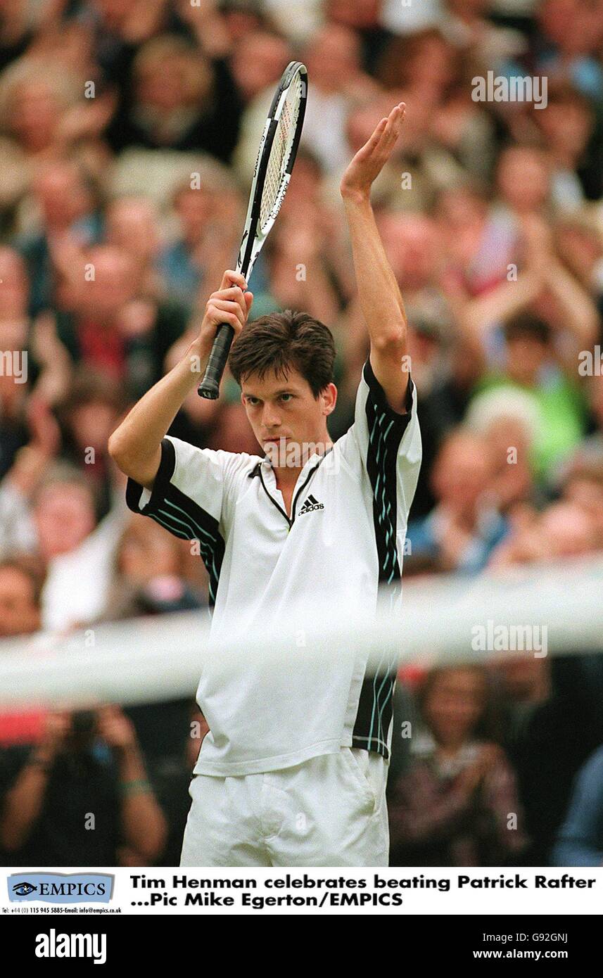 Tim henman celebrates beating patrick rafter hi-res stock photography ...