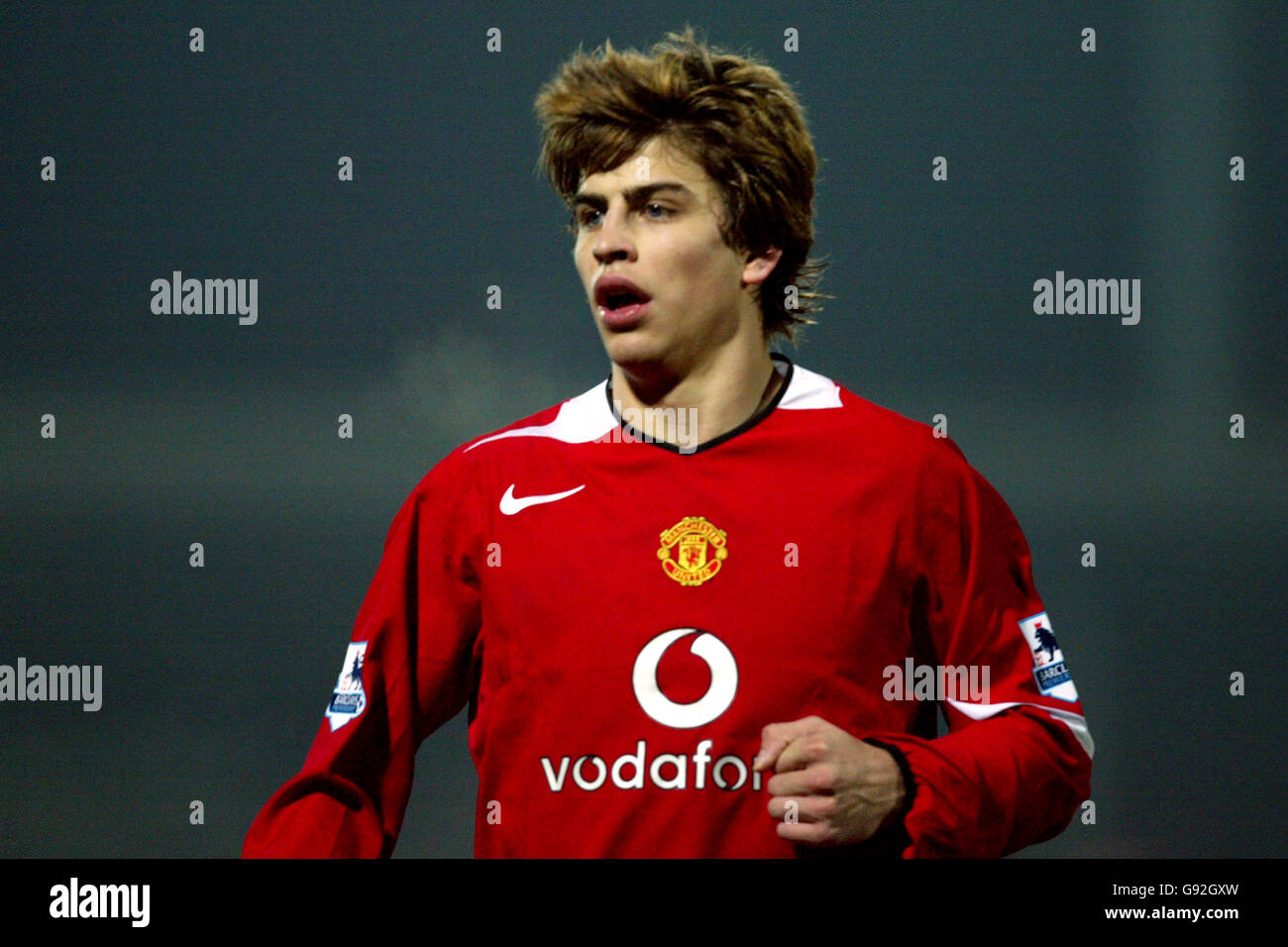 Gerard pique manchester united hi-res stock photography and images - Alamy