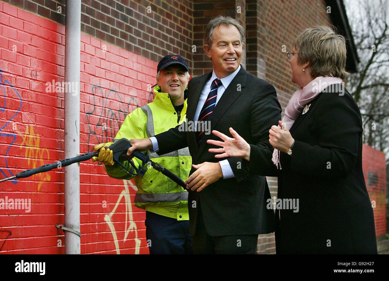 Tony Blair visits Toothill Community Centre, Swindon Stock Photo - Alamy