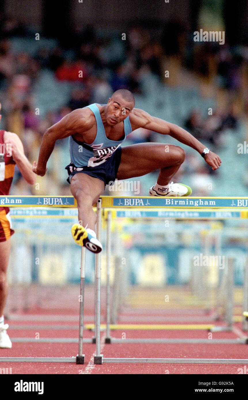 Victory for colin jackson hi-res stock photography and images - Alamy