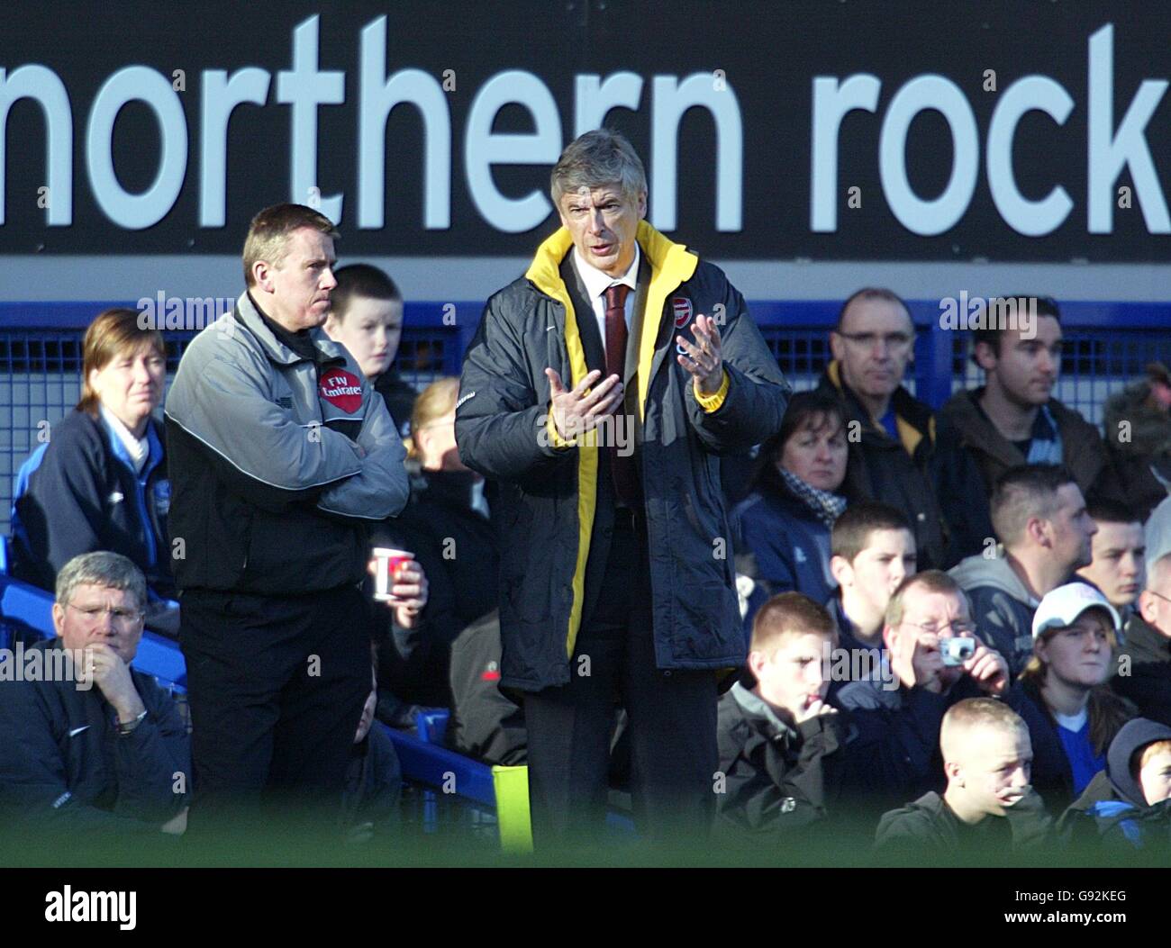 Fourth official football hi-res stock photography and images - Alamy