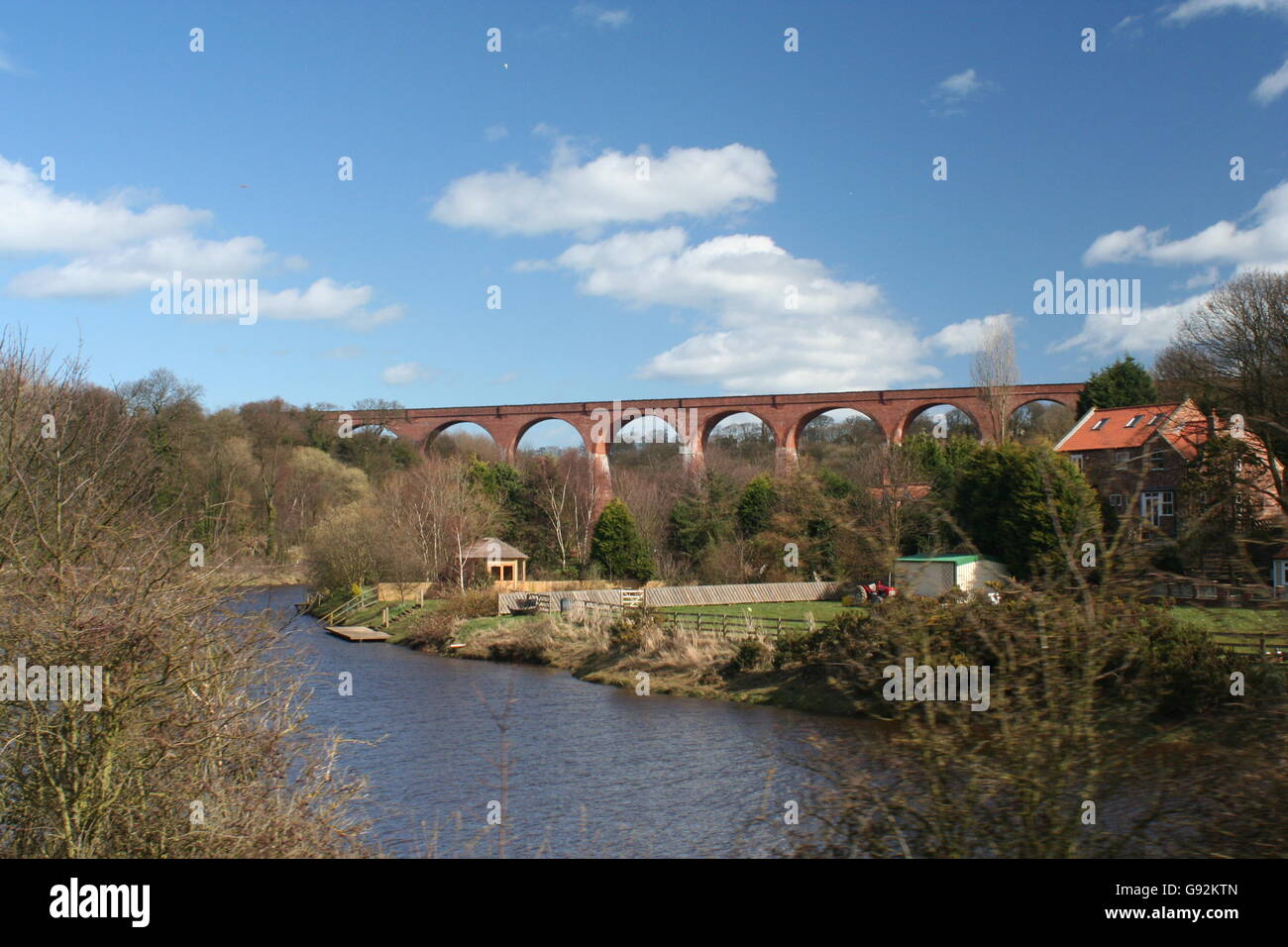 Whitby viaduct hi-res stock photography and images - Alamy