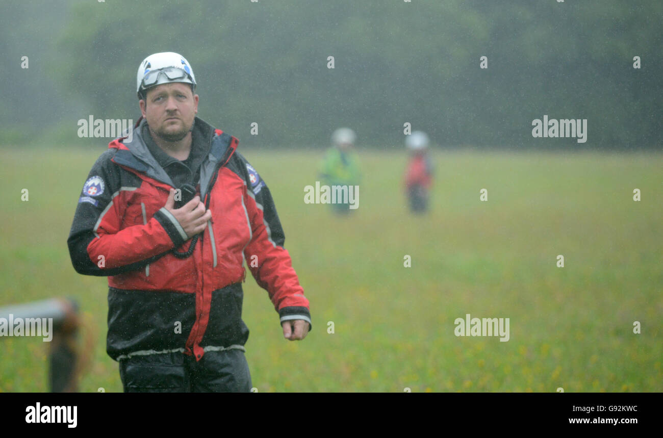 Brecon mountain rescue team hi-res stock photography and images - Alamy