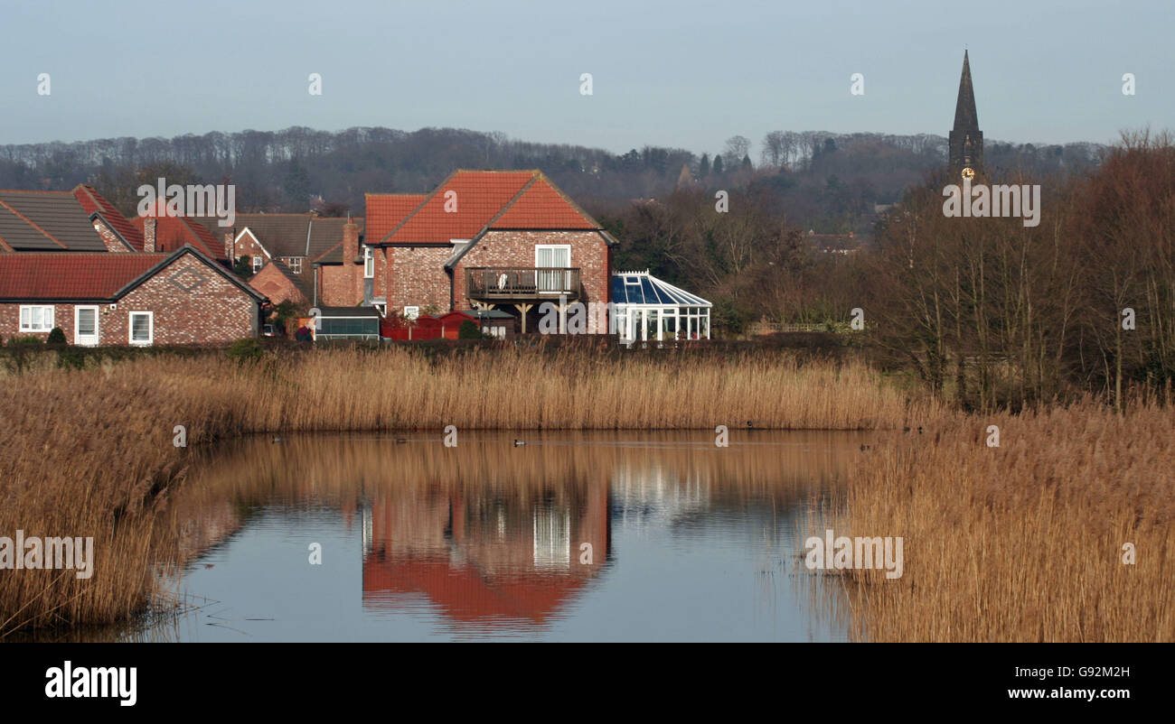 Hessle, Start of the Yorkshire Wolds Way Stock Photo - Alamy
