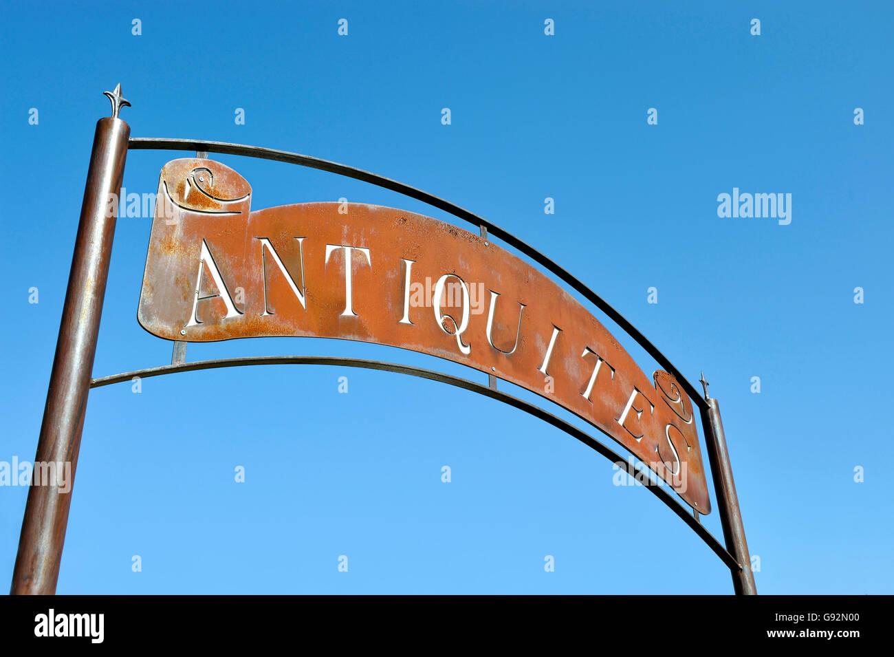 Rusty old fashioned metal sign hi-res stock photography and images - Alamy