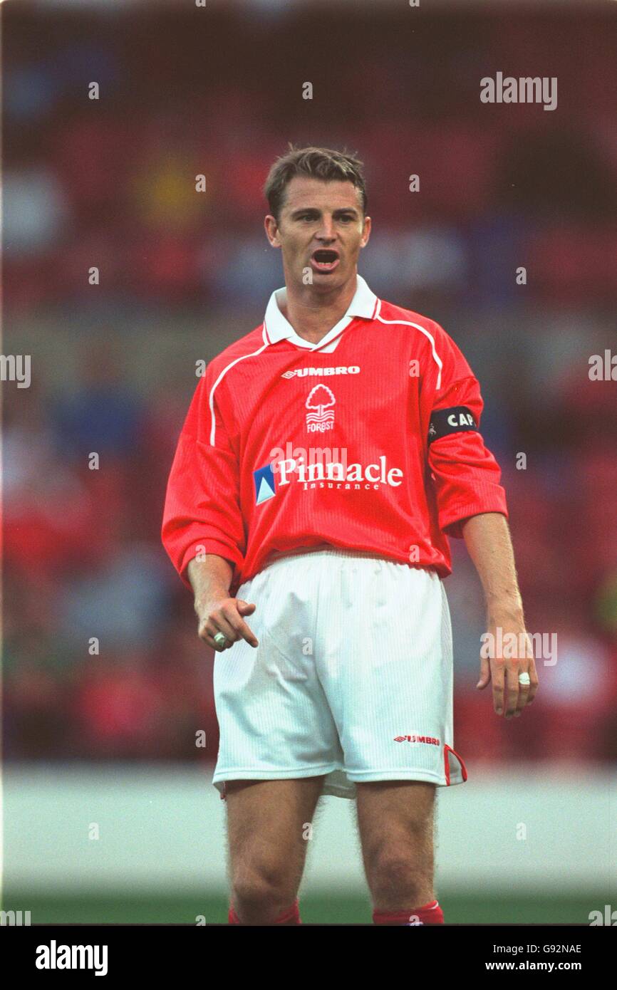 Colin cooper nottingham forest hi-res stock photography and images - Alamy