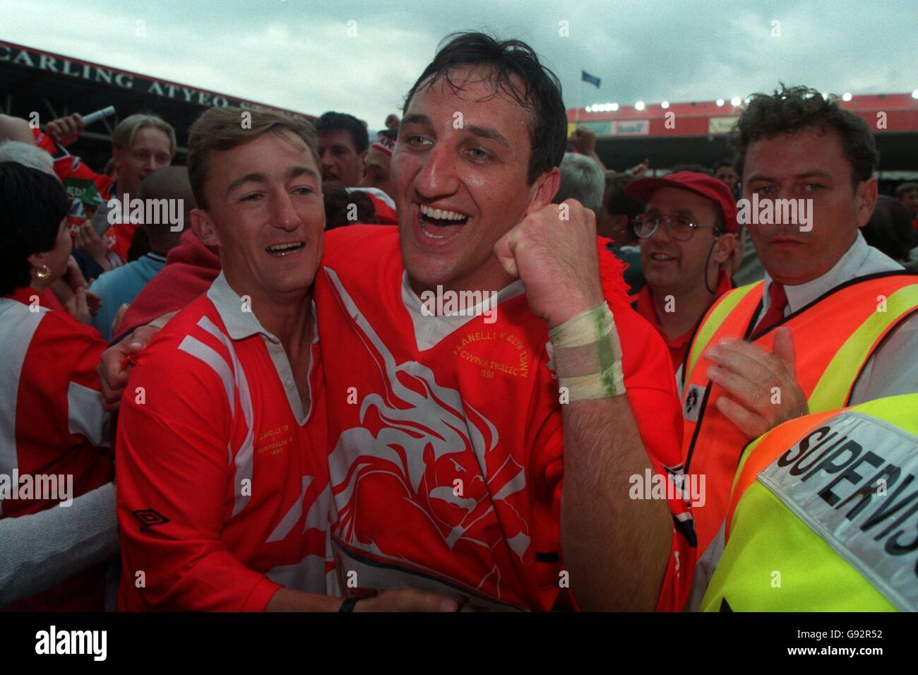 Llanelli celebrates suporters hi-res stock photography and images - Alamy