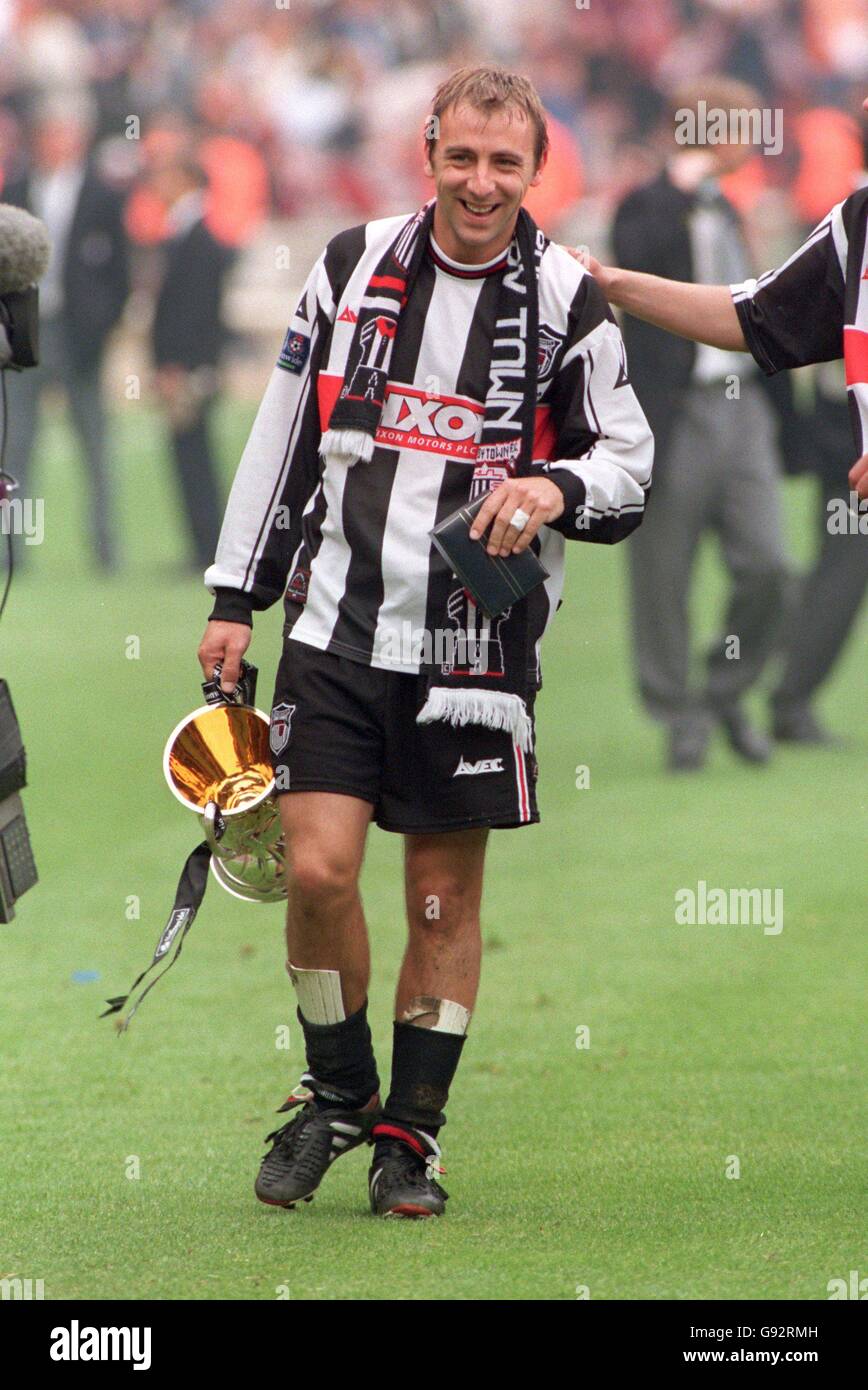 Grimsby Town's Kevin Donovan celebrates at the end of the match Stock ...