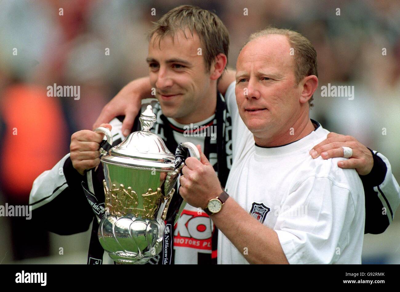 Alan buckley football manager hi-res stock photography and images - Alamy