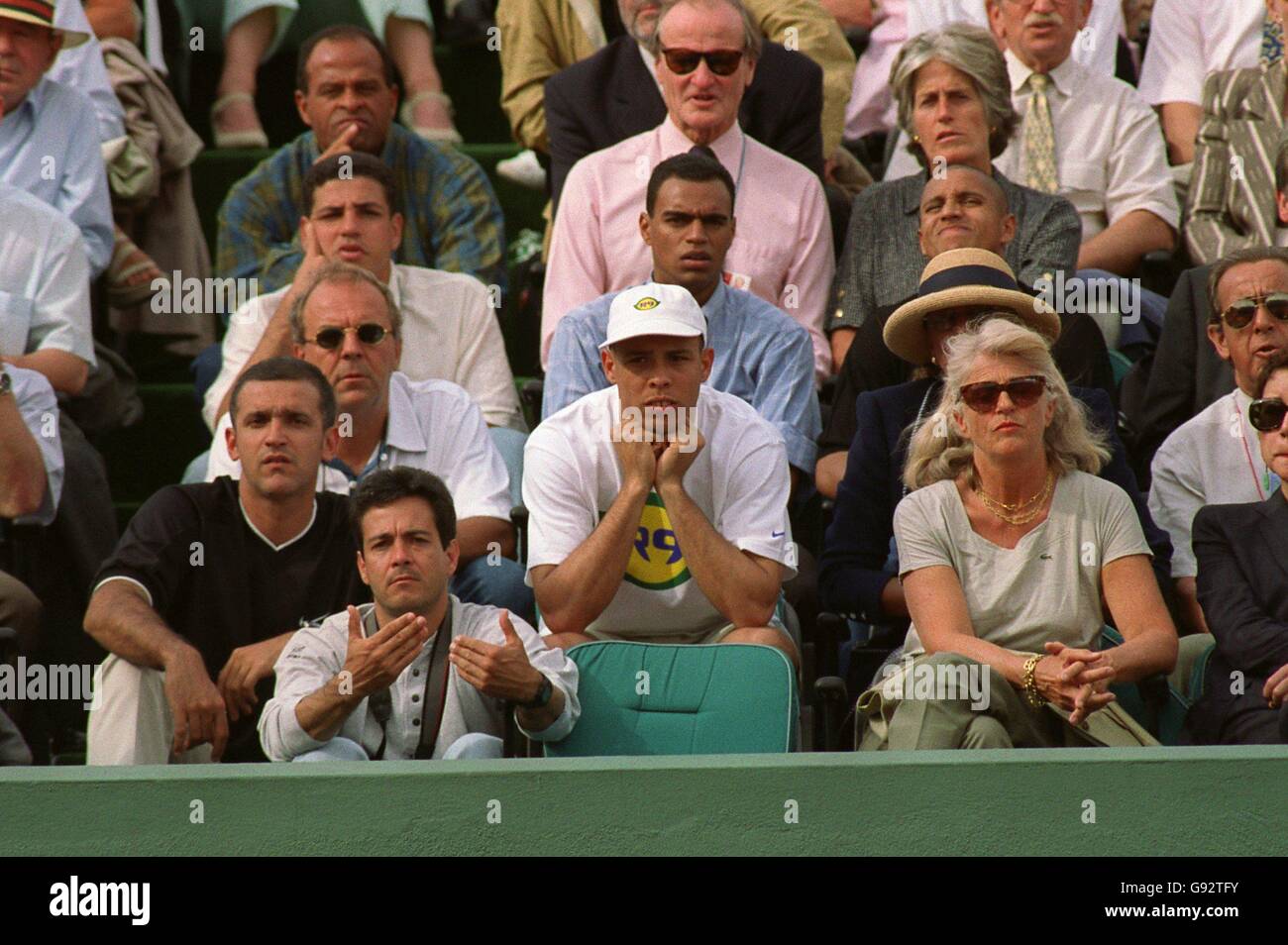 Tennis - French Open - Roland Garros, Paris - Men's Singles - Fourth ...