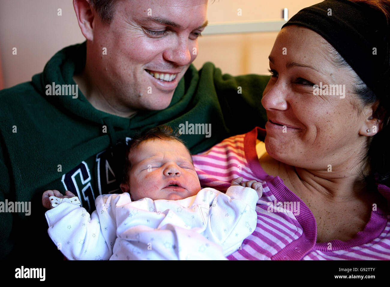 See pa story social baby hi-res stock photography and images - Alamy