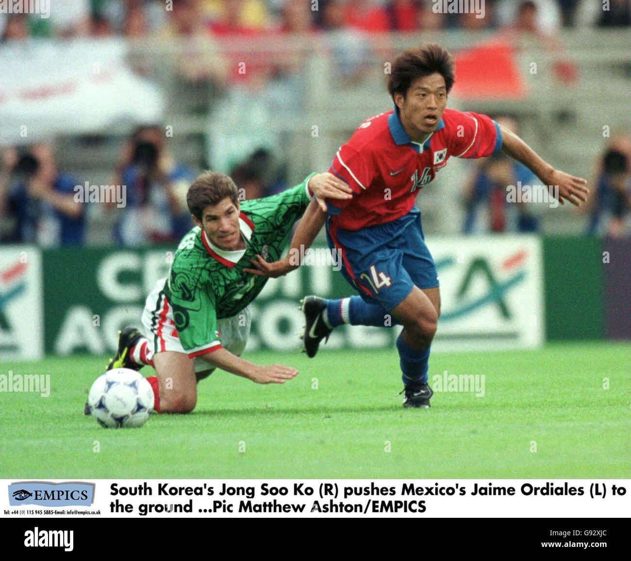 Soccer - World Cup France 98 - Group E - South Korea v Mexico. South ...