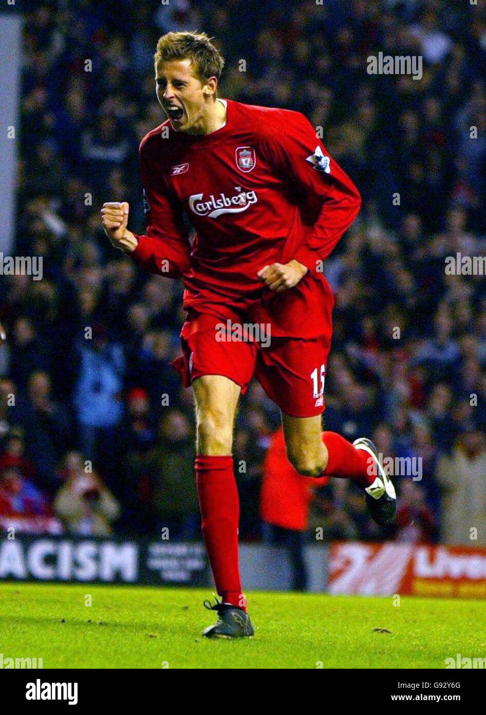 Liverpools peter crouch celebrates goal barclays premier league match ...
