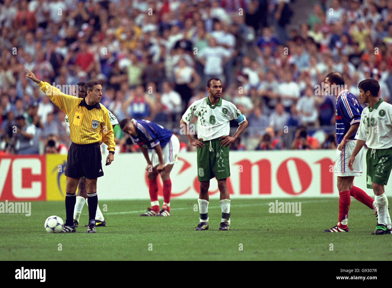Zinedine Zidane of France (second right) is sent off by referee Arturo ...
