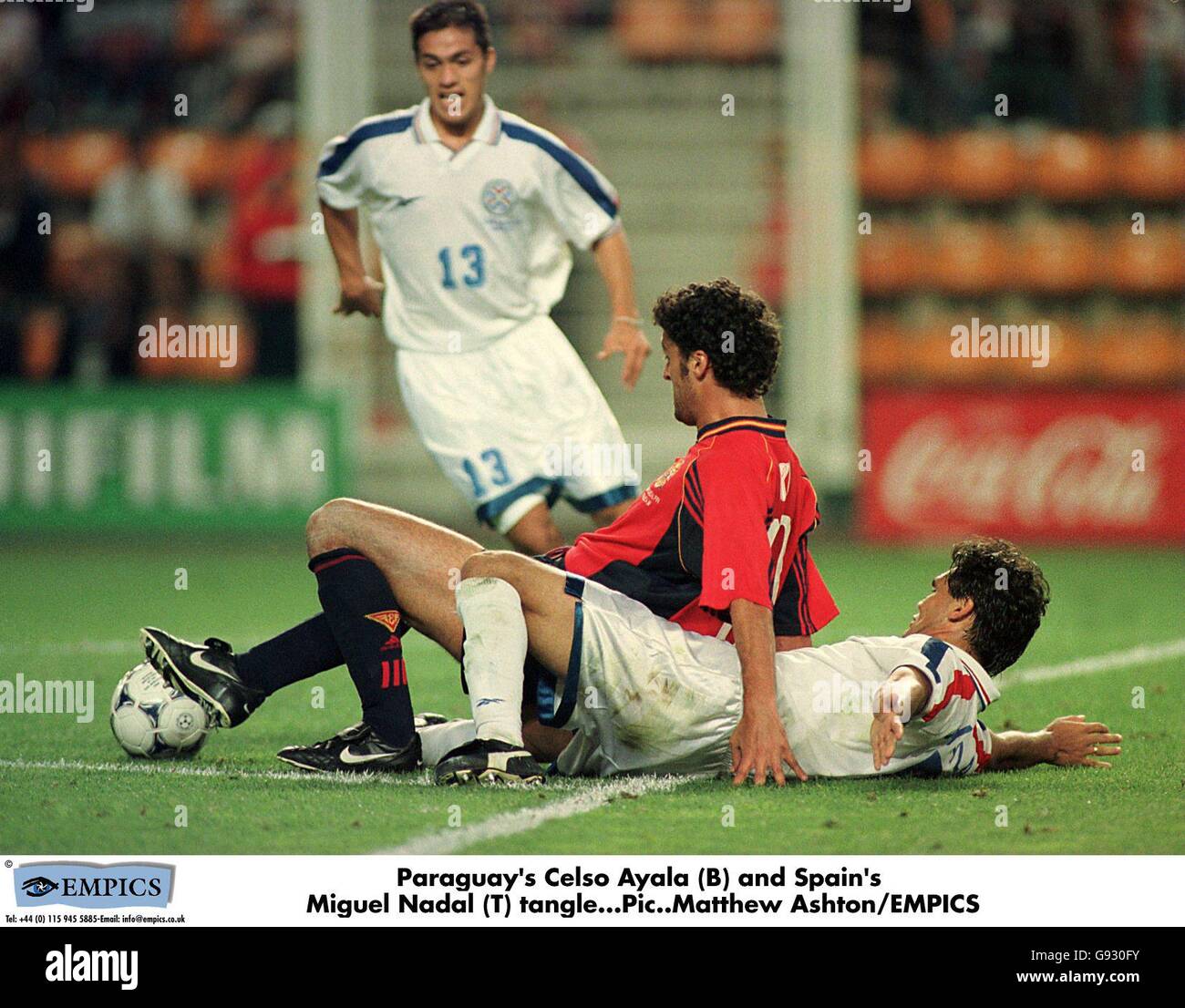 Soccer - World Cup France 98 - Group D - Spain v Paraguay Stock Photo ...
