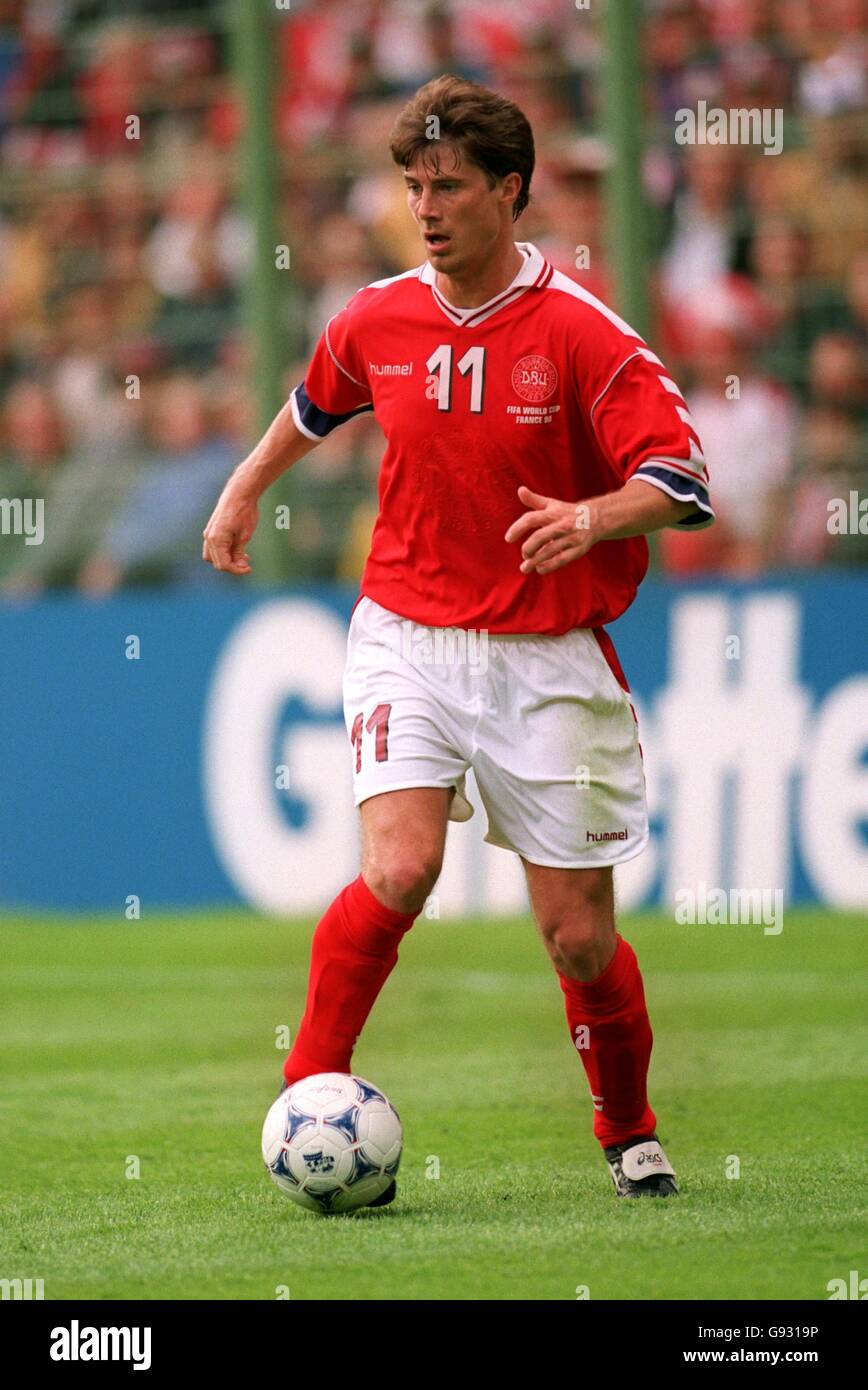 Brian laudrup 98 hi-res stock photography and images - Alamy