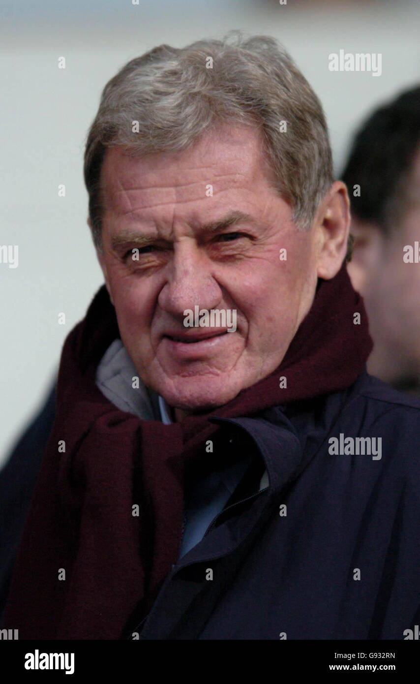 Ipswich town chairman hi-res stock photography and images - Alamy