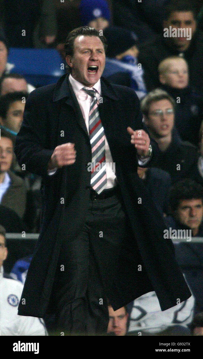 Huddersfield Town manager Peter Jackson shouts at this players during ...