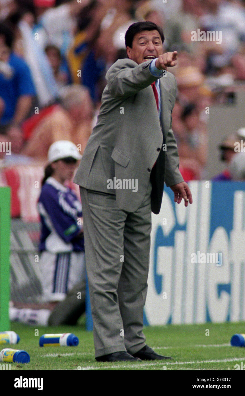 Daniel passarella hi-res stock photography and images - Alamy