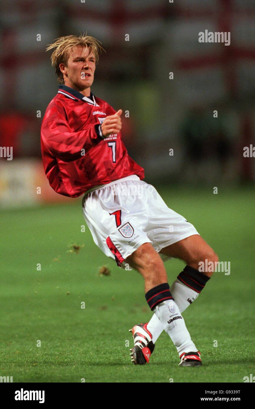 David beckham world cup 98 hi-res stock photography and images - Alamy