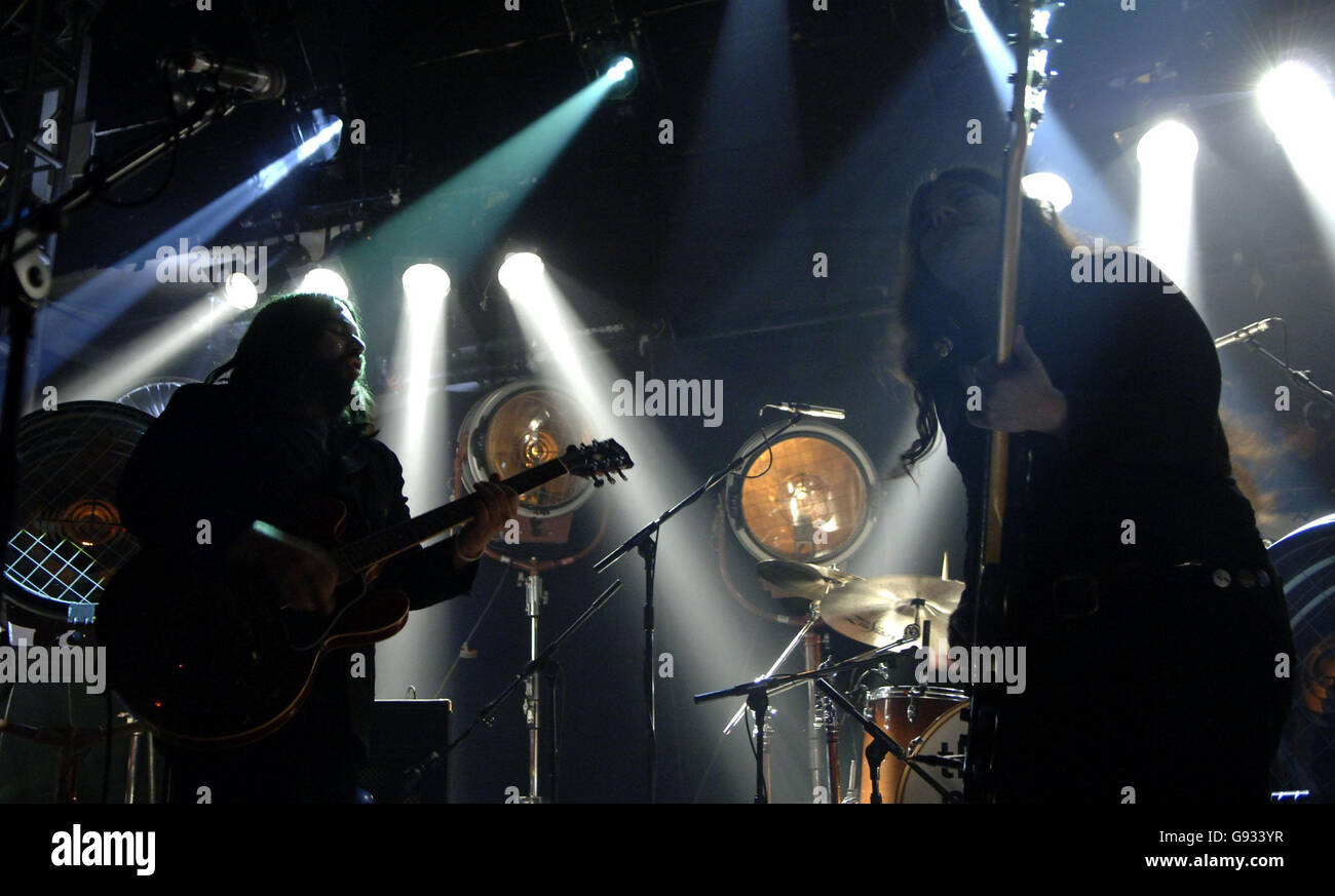 The Magic Numbers perform live at the Carling New Kings concert, at the ...