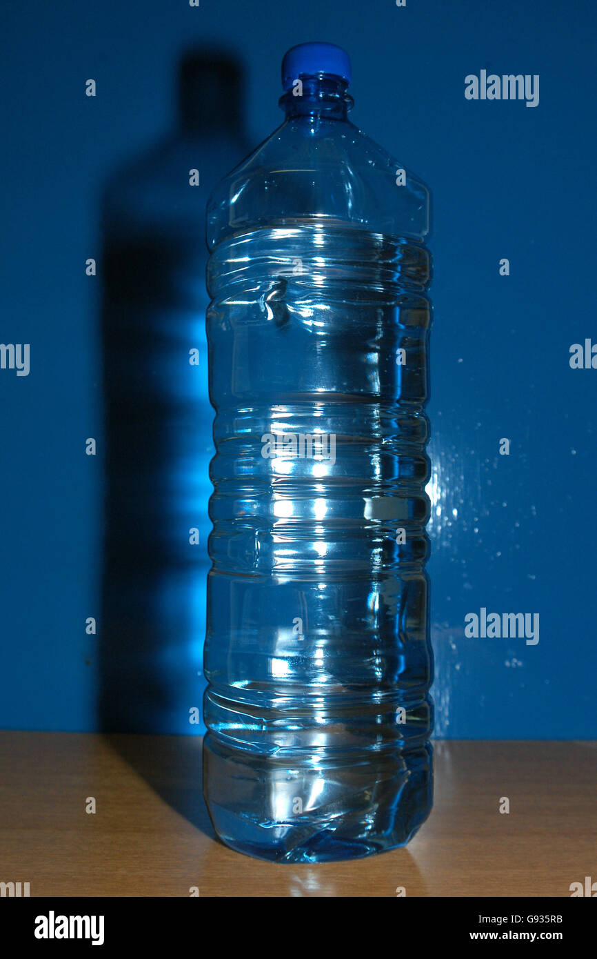 2 litre bottle hi-res stock photography and images - Alamy