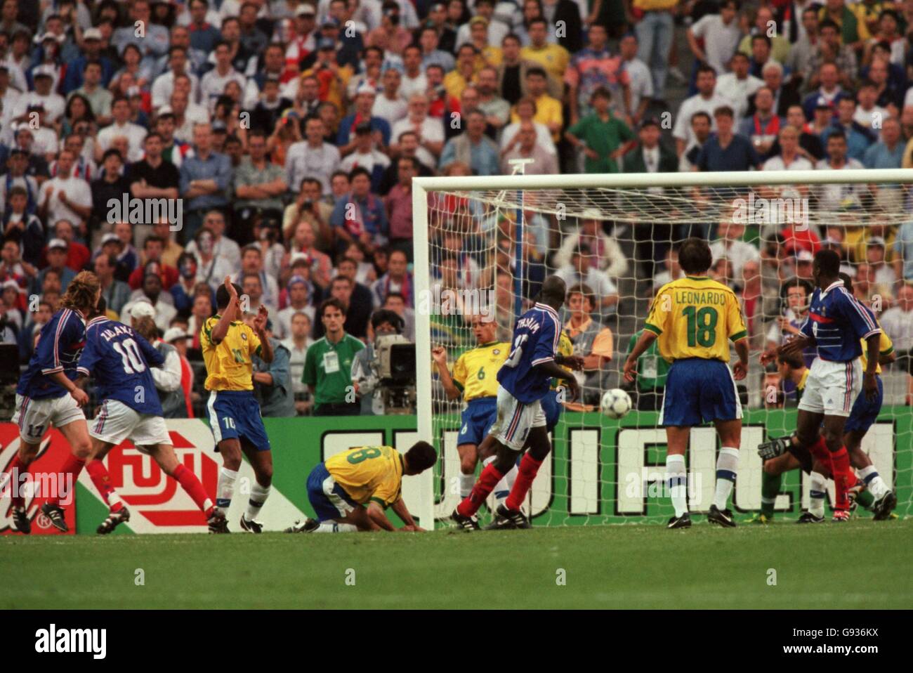 Soccer - World Cup France 98 - Final - Brazil v France Stock Photo - Alamy