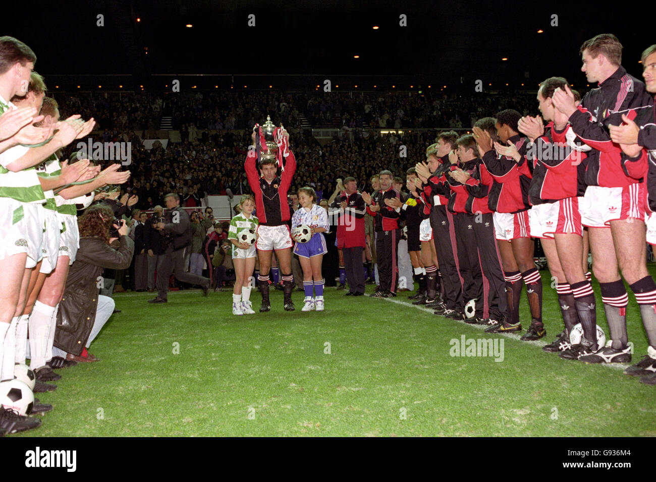 Bryan robsons daughters claire and charlotte hi-res stock photography ...