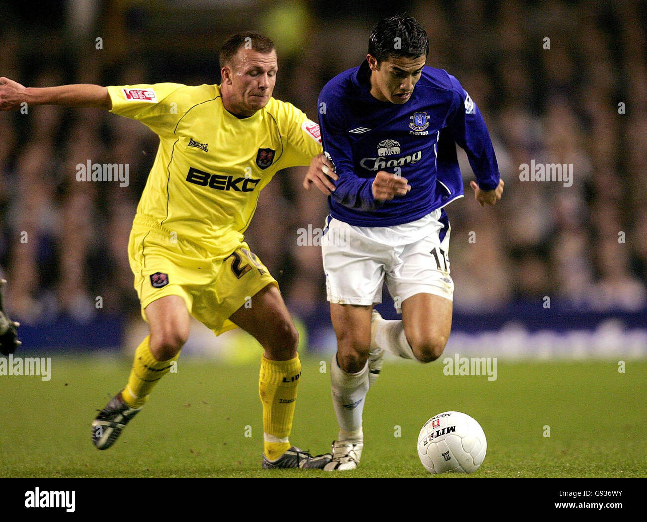 Tim cahill everton 2006 hi-res stock photography and images - Alamy