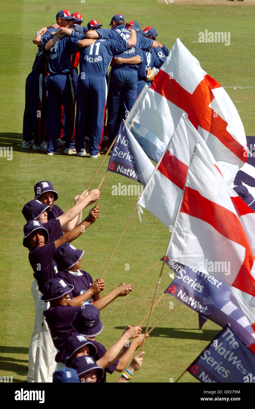 Cricket - The NatWest International Triangular Series - England v ...