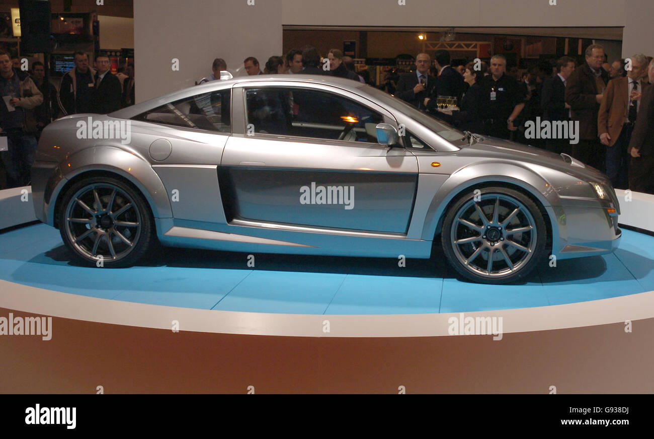 Prodrives new p2 car hi-res stock photography and images - Alamy