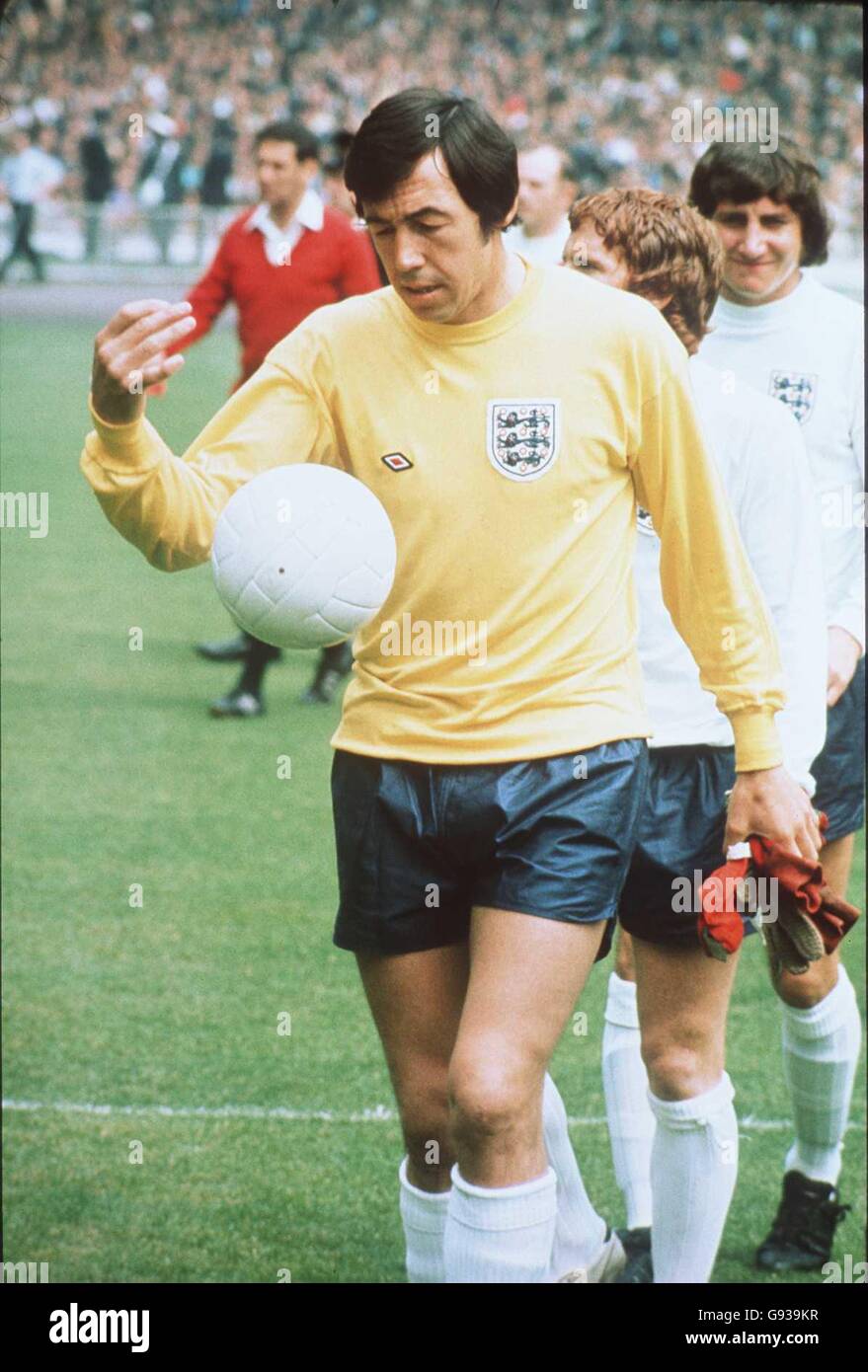 01 may 72 gordon banks hi-res stock photography and images - Alamy